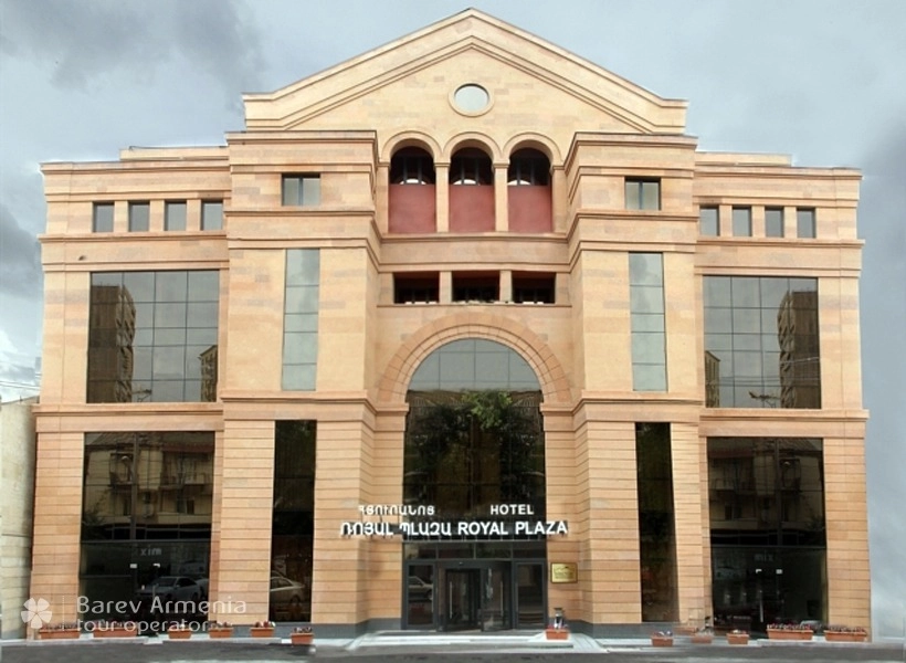 Royal Plaza Hotel Yerevan | Barev Armenia Tour